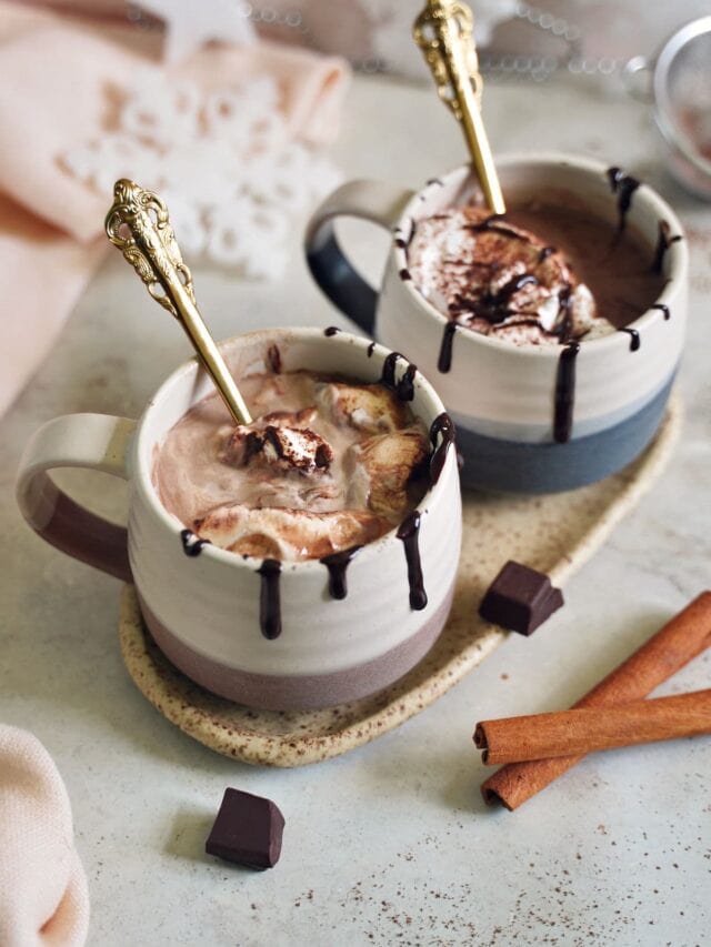 How To Make Vegan Hot Chocolate - Elavegan | Recipes