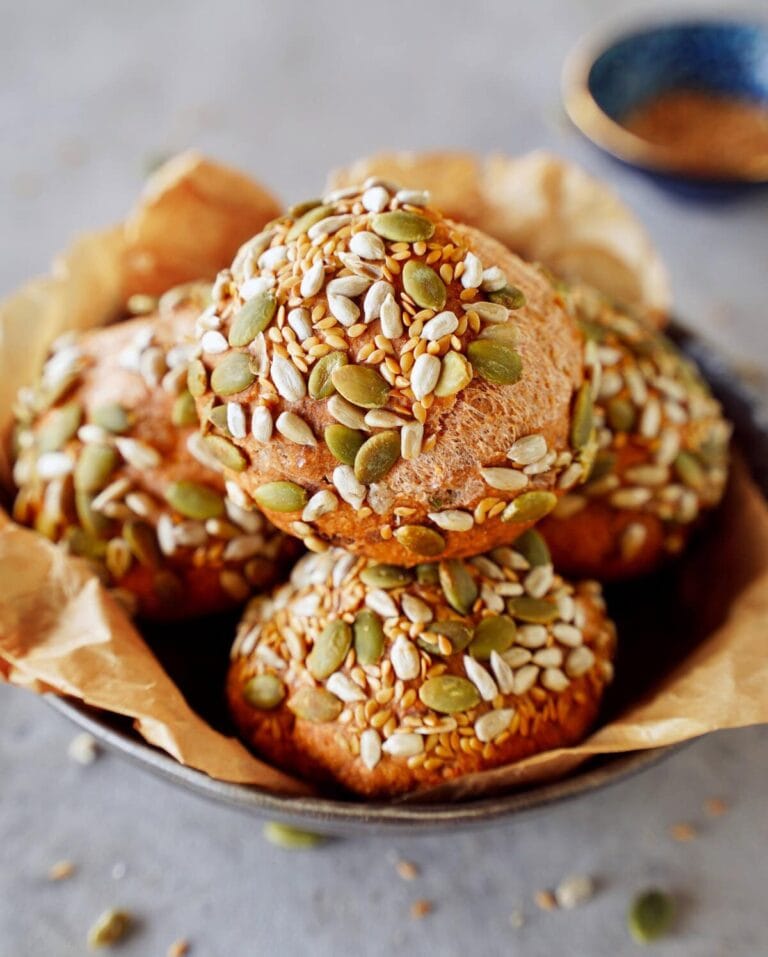 Red Lentil Bread Rolls - Elavegan