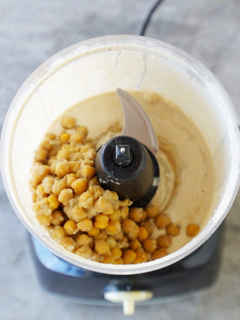 Best Homemade Hummus Recipe - Elavegan