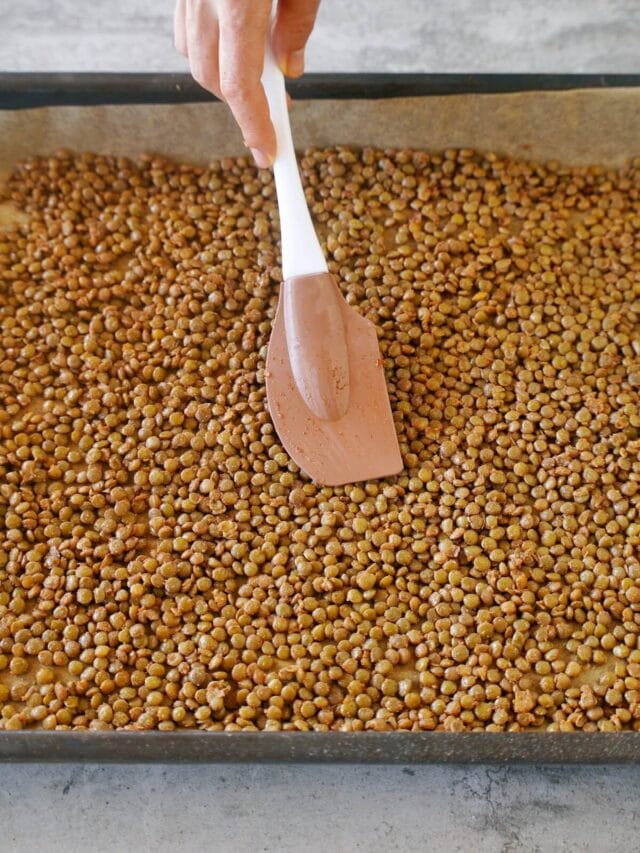 Crispy Roasted Lentils - Elavegan