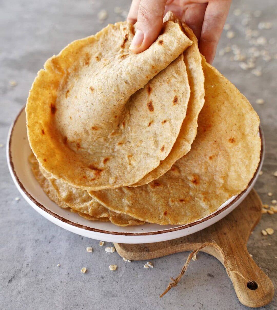 2-Ingredient Oat Tortillas - Elavegan