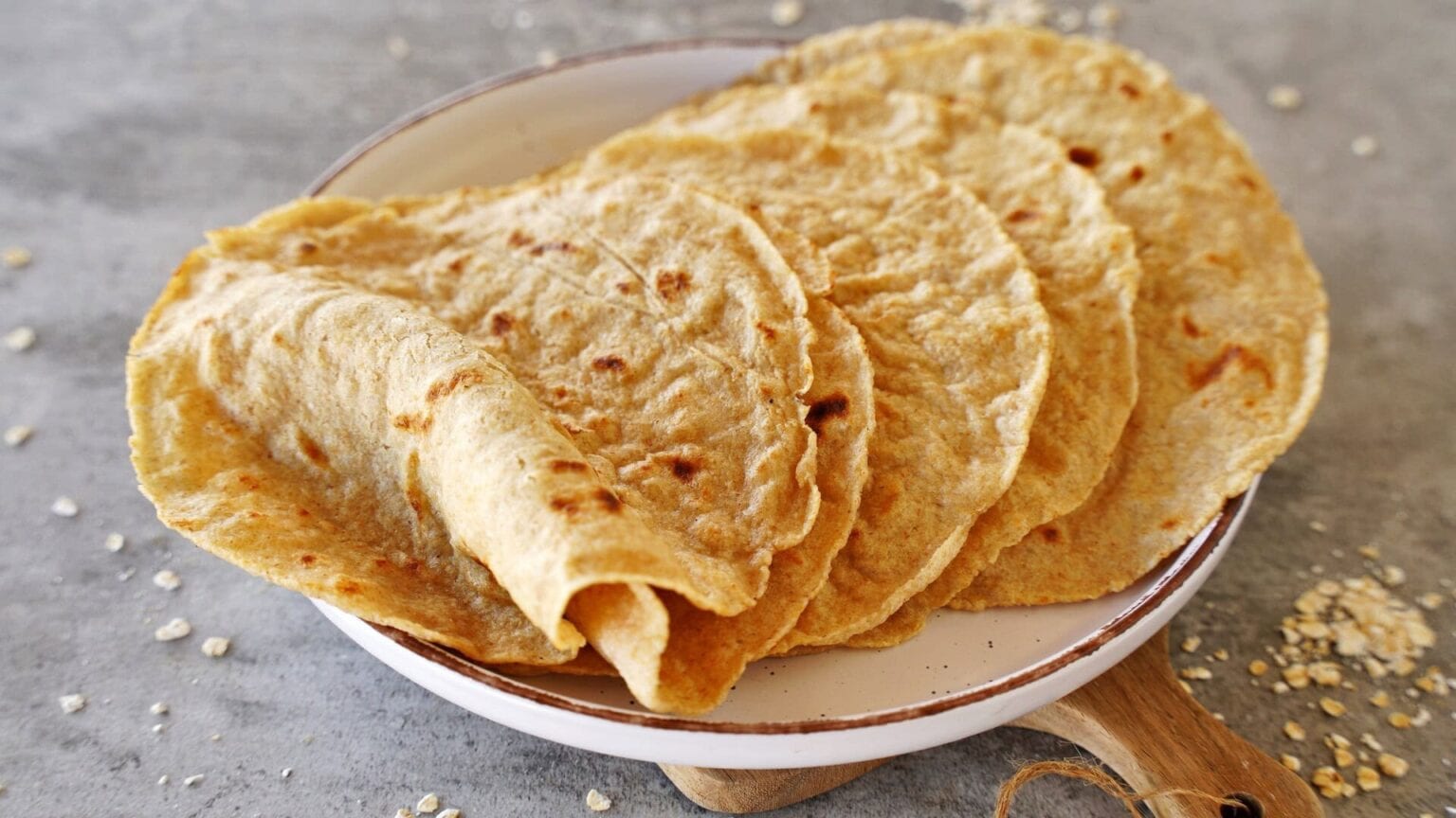 2-Ingredient Oat Tortillas - Elavegan