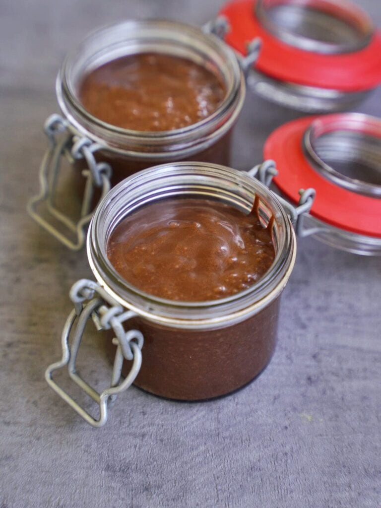 Healthy Chocolate Mousse - Elavegan
