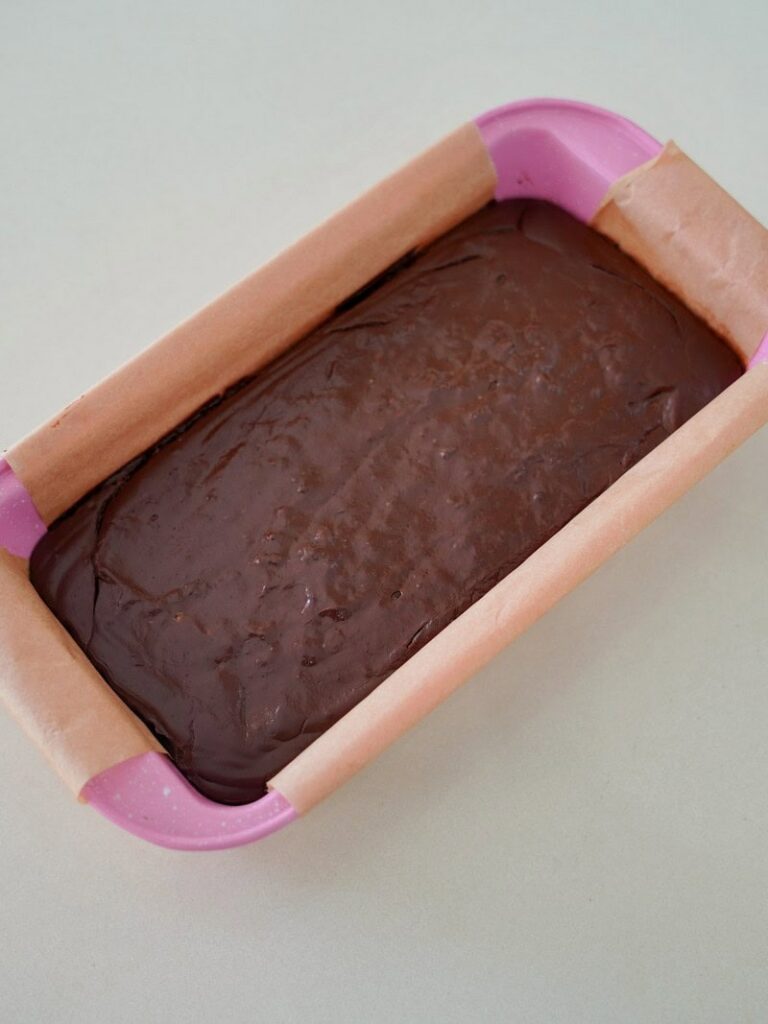 Creamy Chocolate Pudding Cake (Loaf) - Elavegan